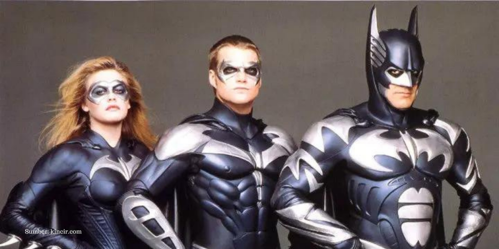 Model Sederhana hingga Hitam Legam, Evolusi Baju Batman dari Masa ke ...